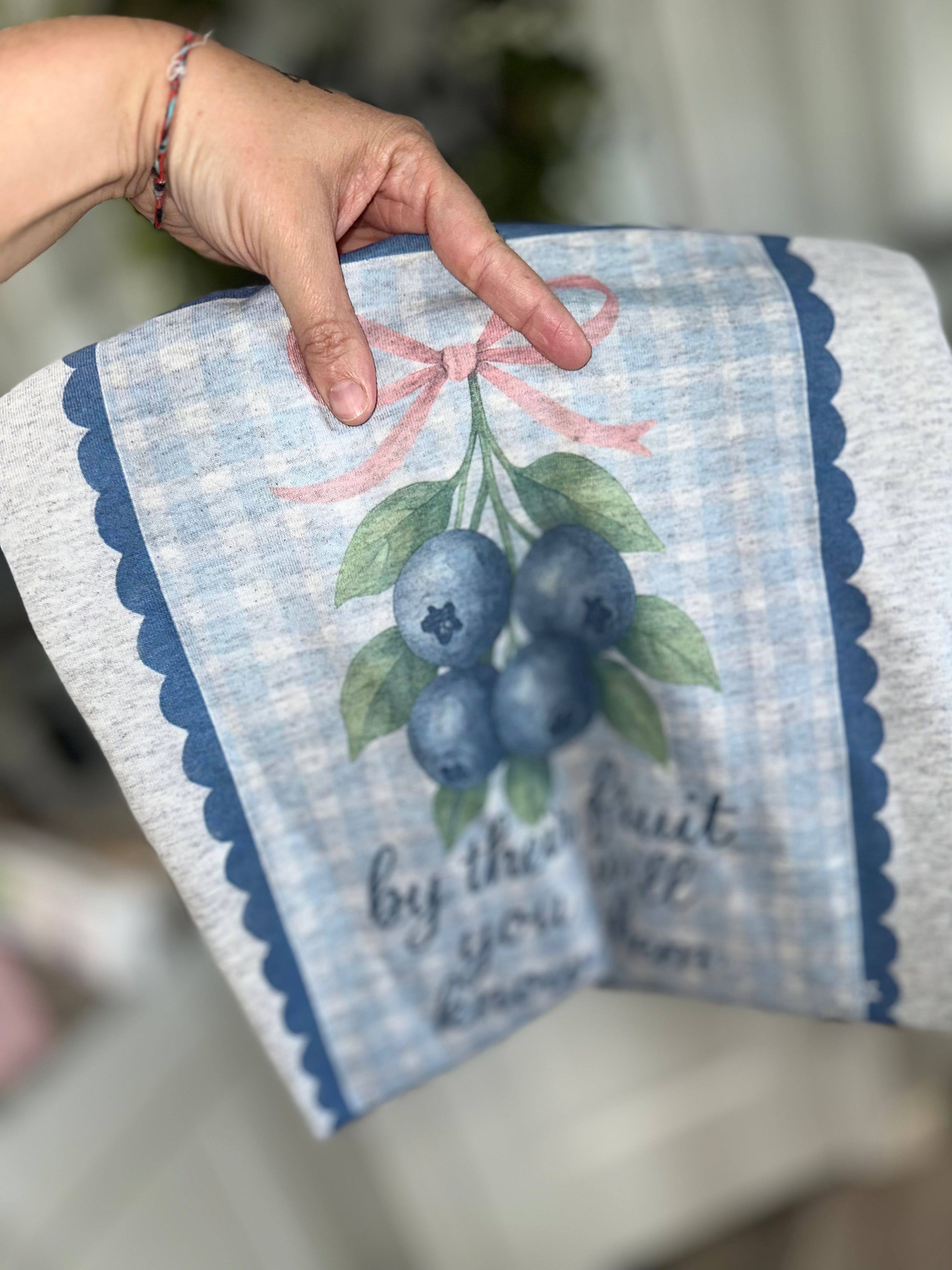 Blueberry – Hey Bestie Tees